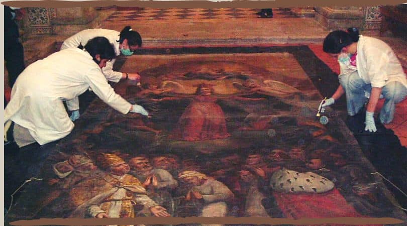 Painting restoration - How to restore a canvas 5 meters high?