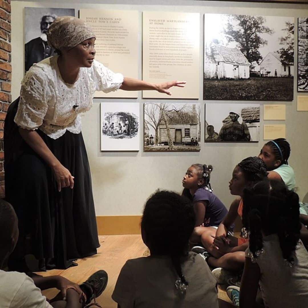 Heritage Education Course and Interpretation Techniques